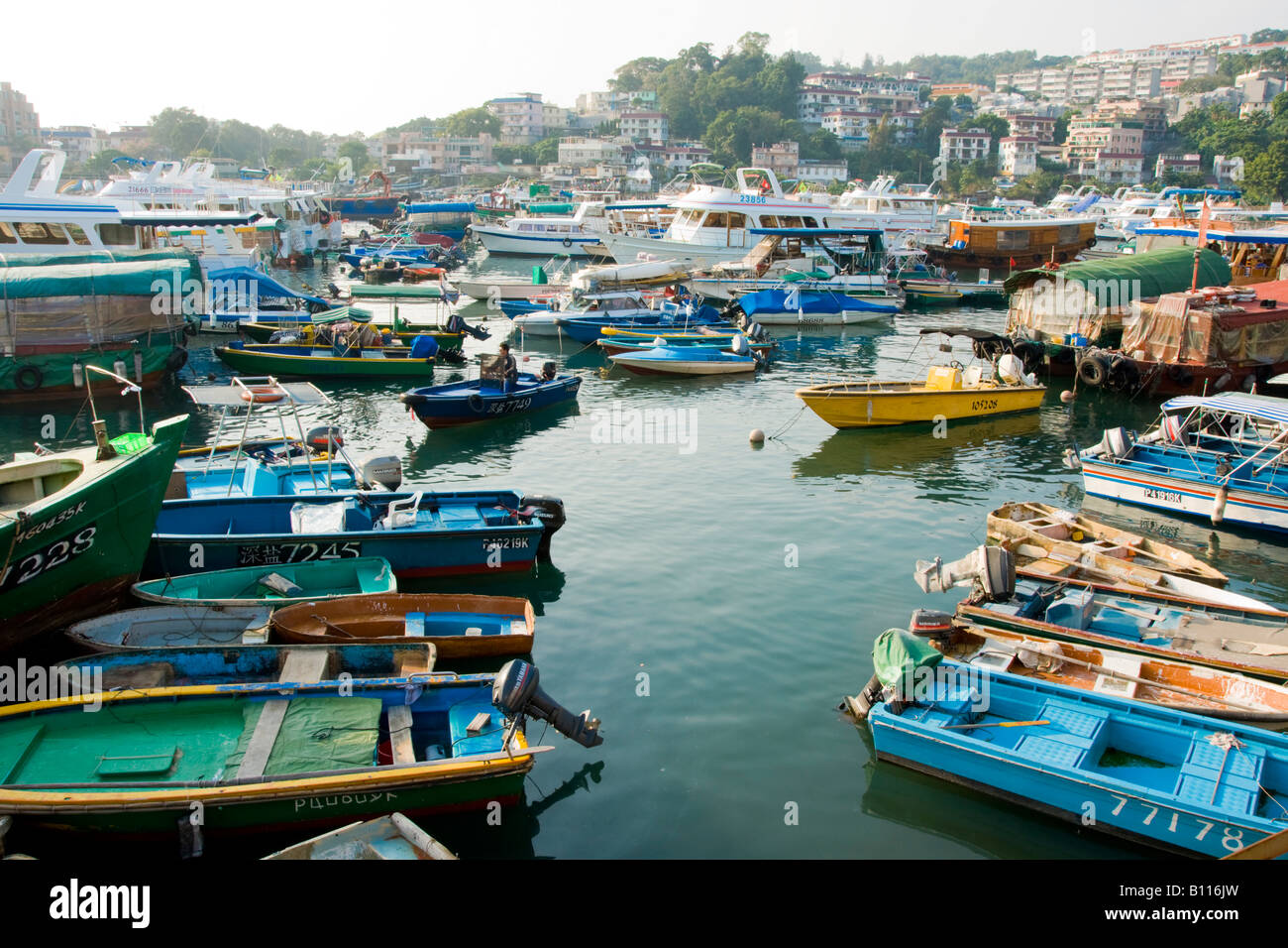 asia china hong kong Saikung new territories 2007 fish boats Stock Photo - Alamy