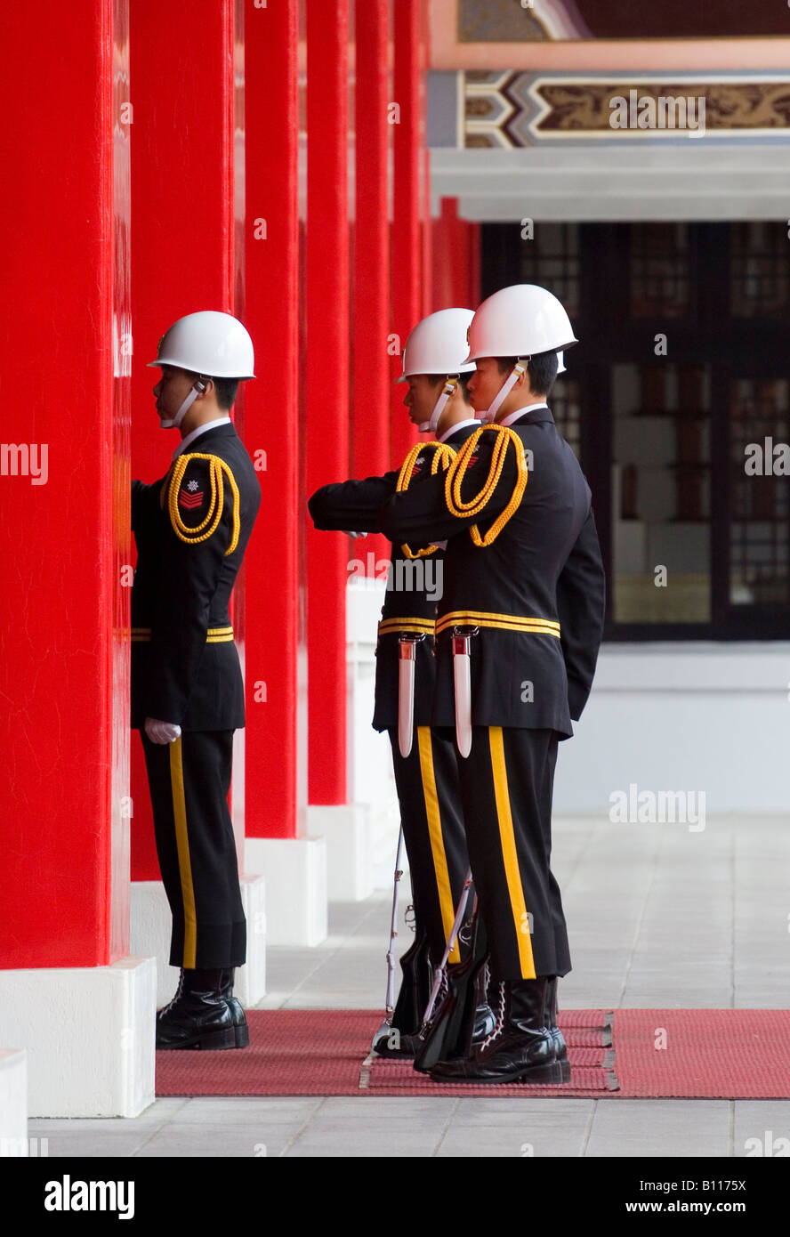 Changing of the Guards, Taipei, Taiwan Stock Photo - Alamy