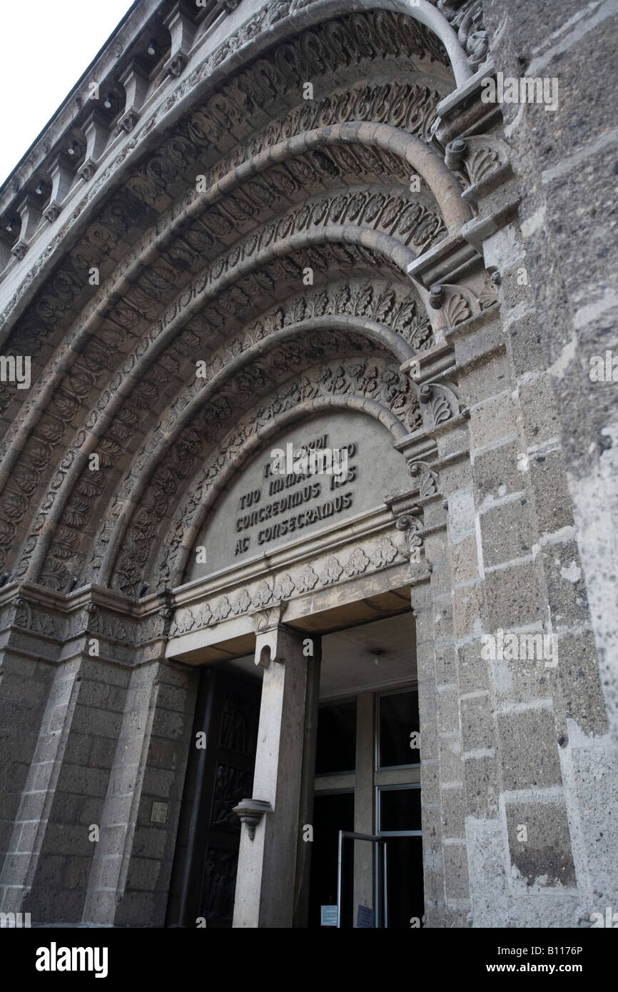 Manila cathedral hi-res stock photography and images - Alamy