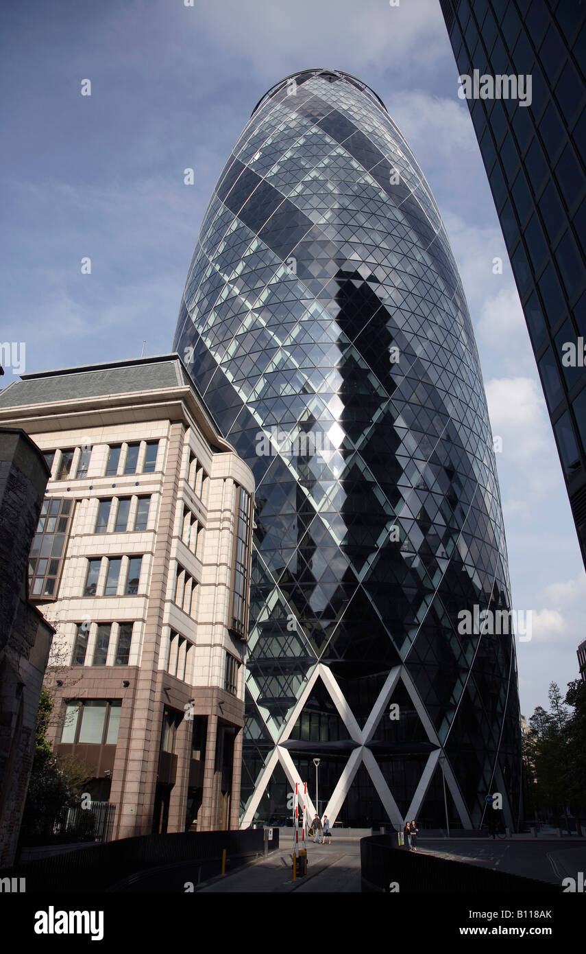 UK Britain England London The City Swiss Re Building Stock Photo - Alamy