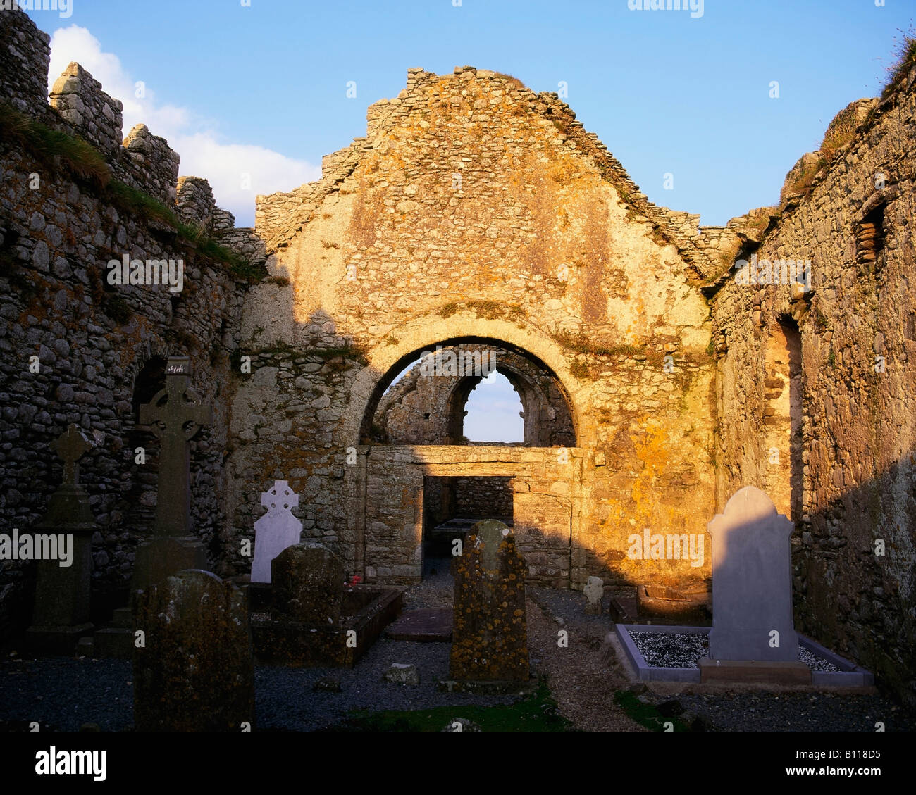 Early 13th century church hi-res stock photography and images - Alamy