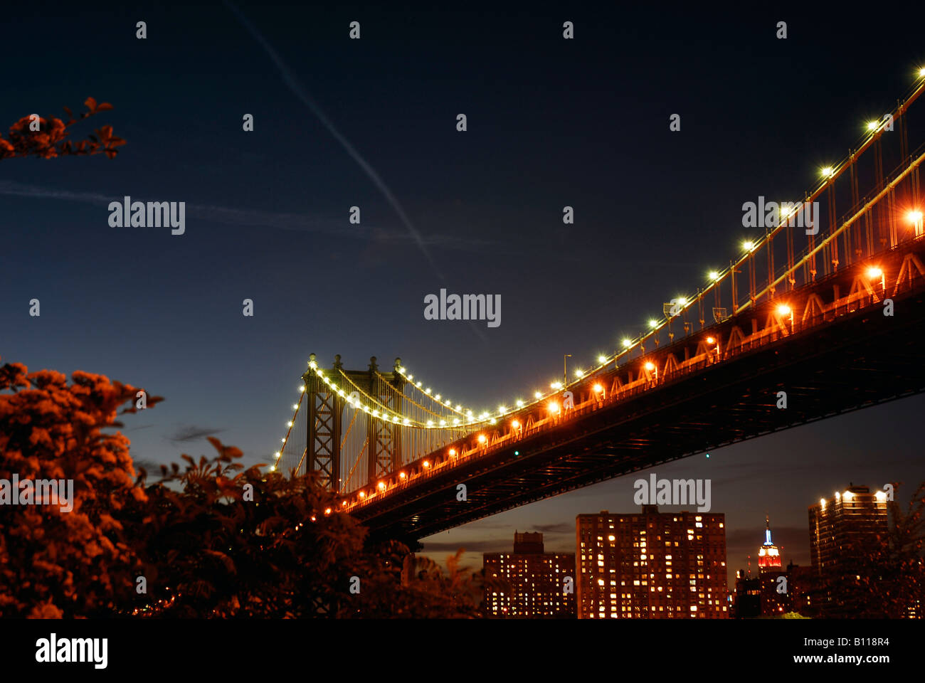 Manhattan Bridge at night New York City NY Stock Photo - Alamy