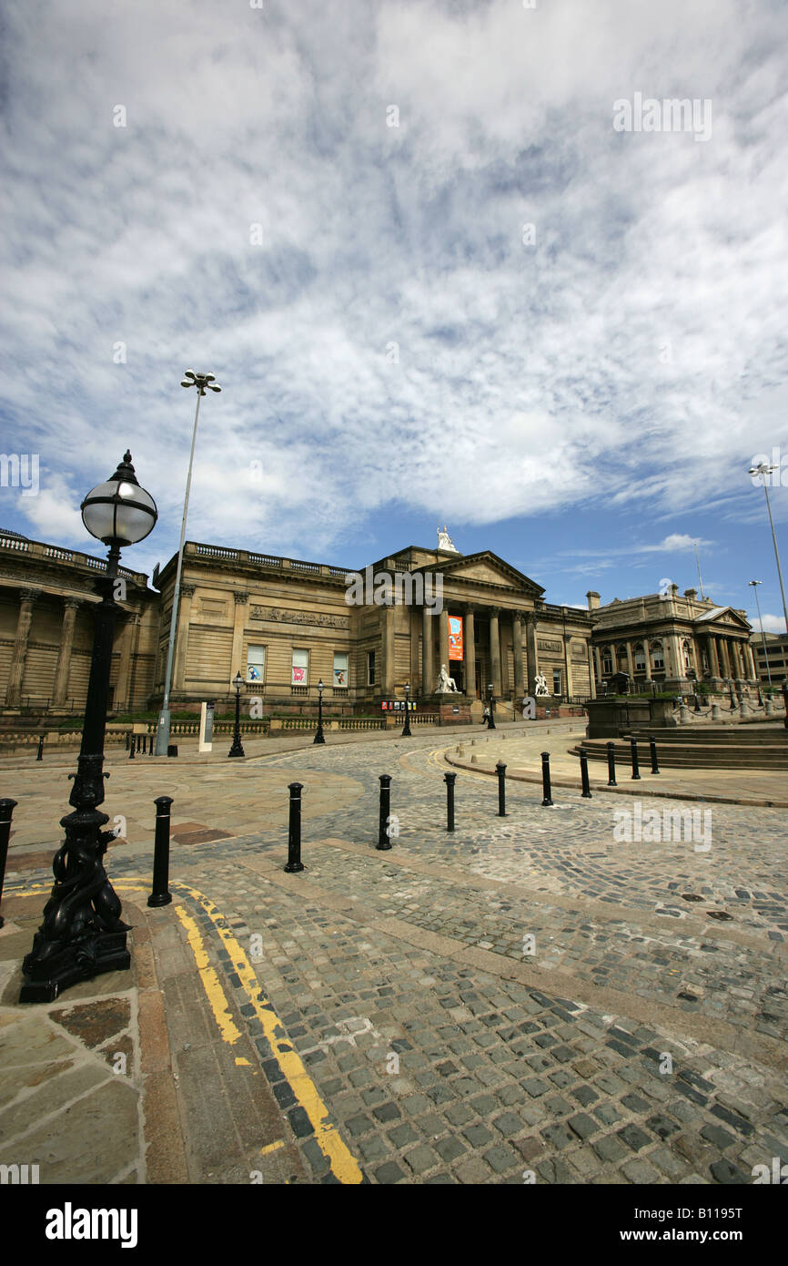 City of Liverpool, England. Walker Art Gallery on Liverpool’s William ...