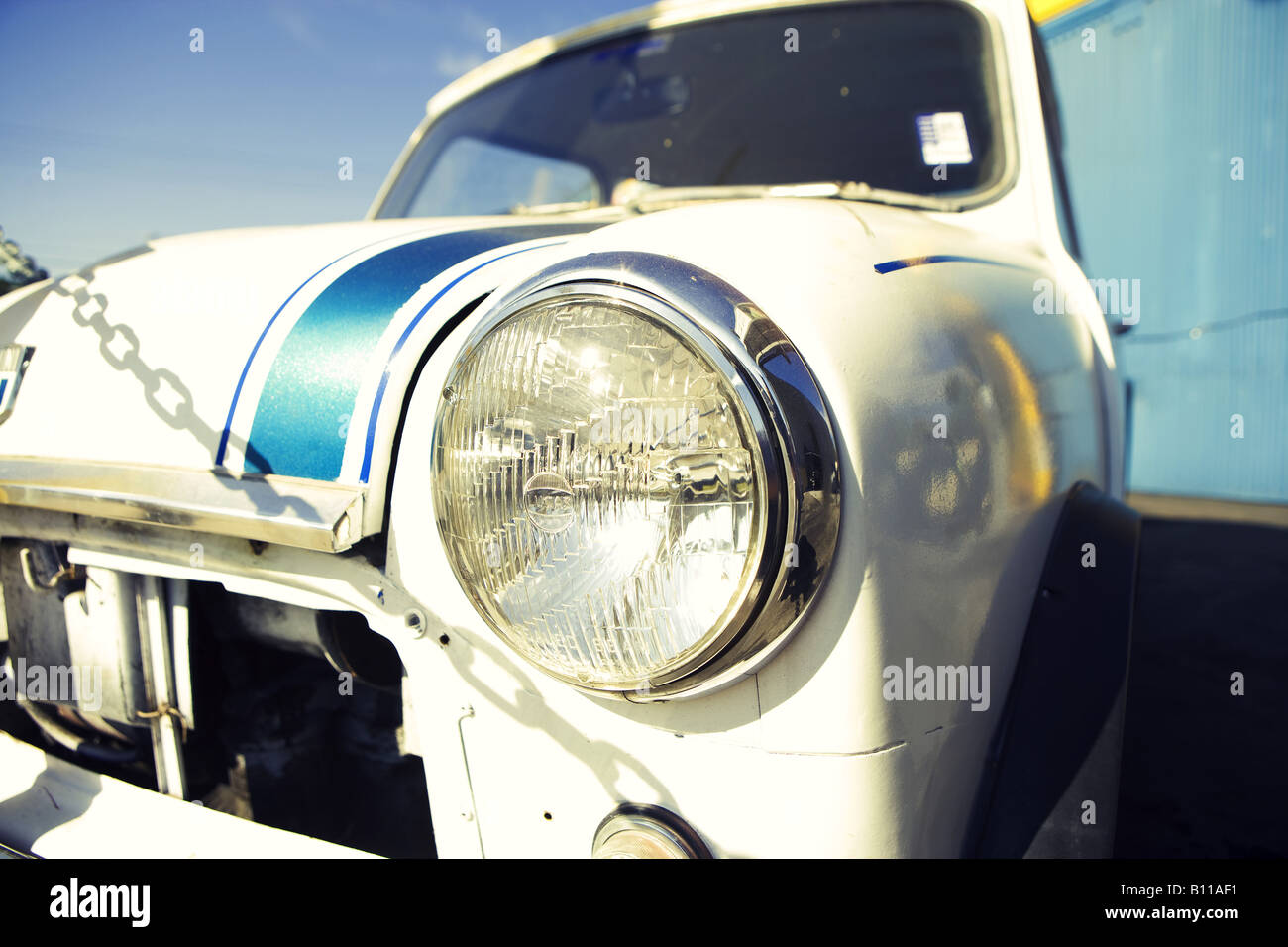 Front end of white Mini Cooper Stock Photo - Alamy