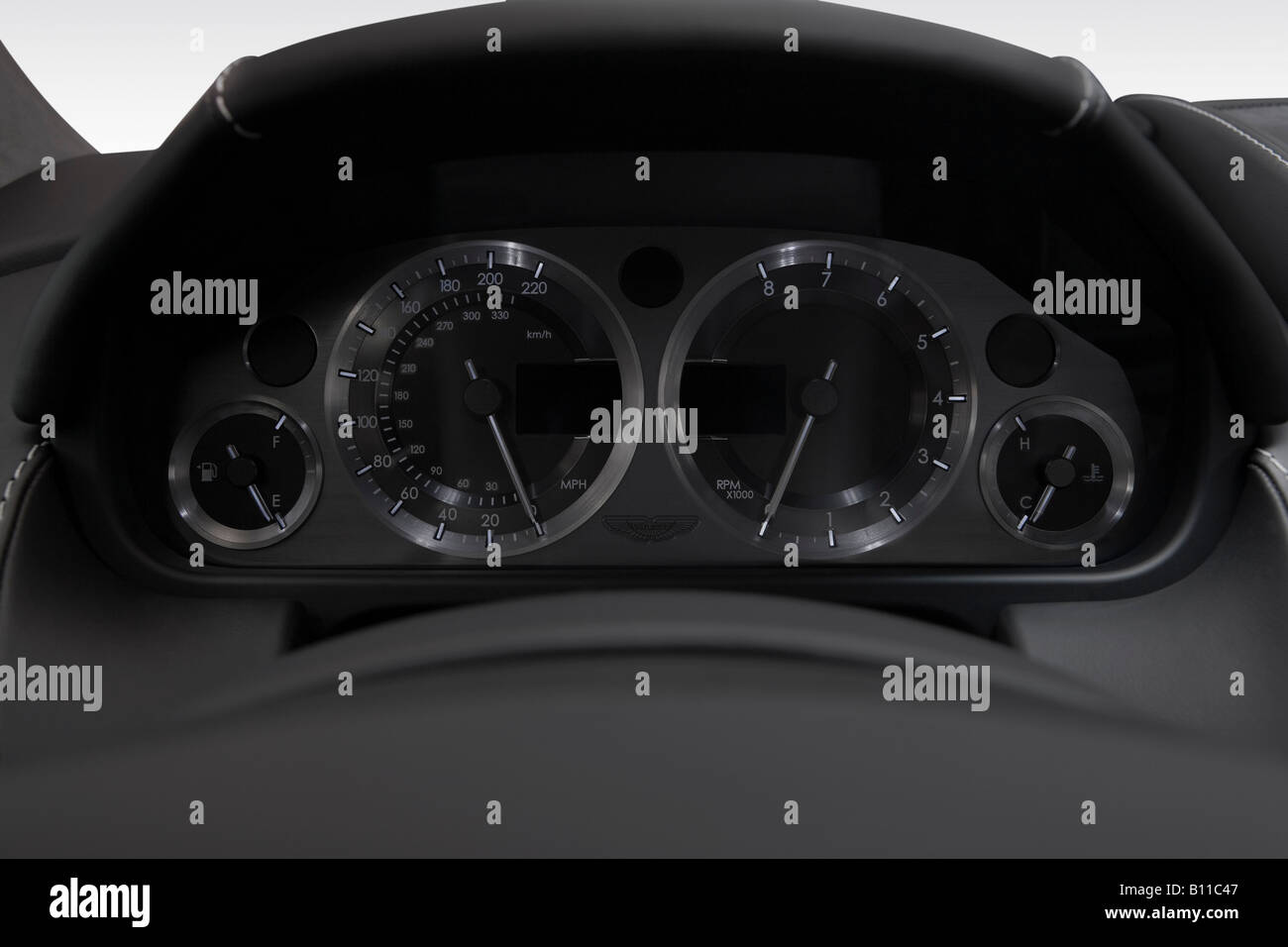 Aston martin v8 vantage dashboard hi-res stock photography and images ...