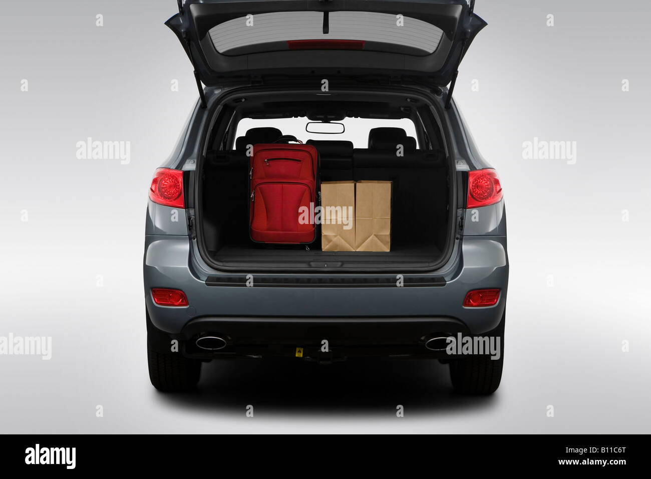 Hyundai vehicle to load hi-res stock photography and images - Alamy