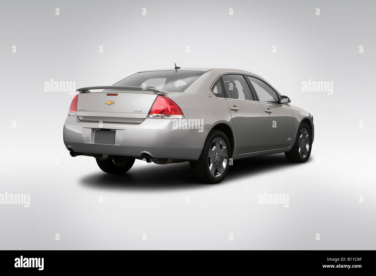 2008 Chevrolet Impala SS in Silver - Rear angle view Stock Photo - Alamy