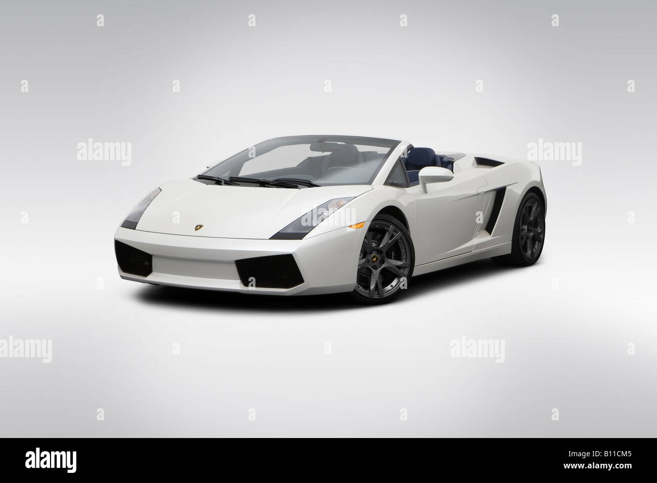 Lamborghini grille hi-res stock photography and images - Alamy