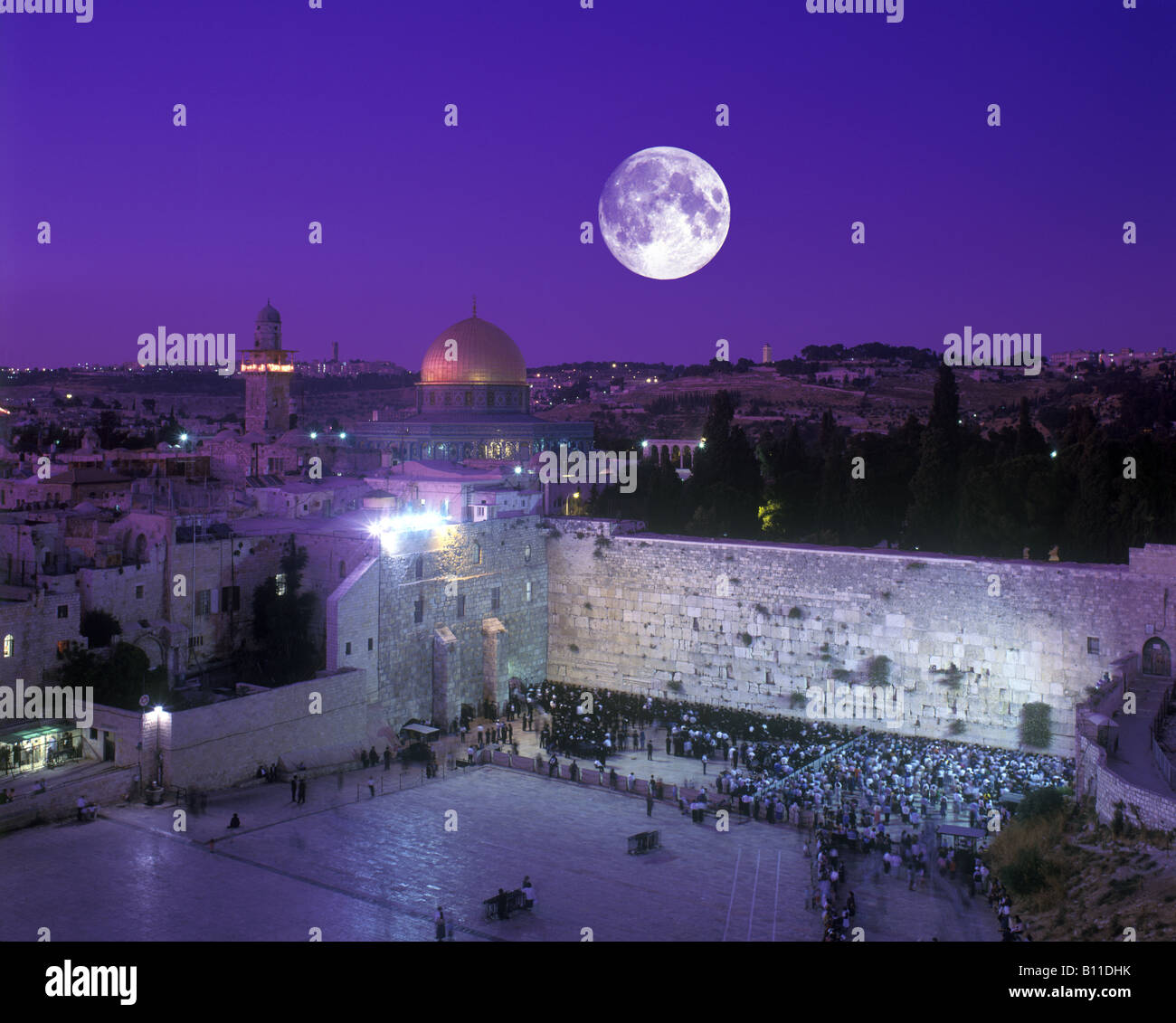 JEWS PRAYING WESTERN WAILING WALL OMAR MOSQUE JERUSALEM ISRAEL Stock ...