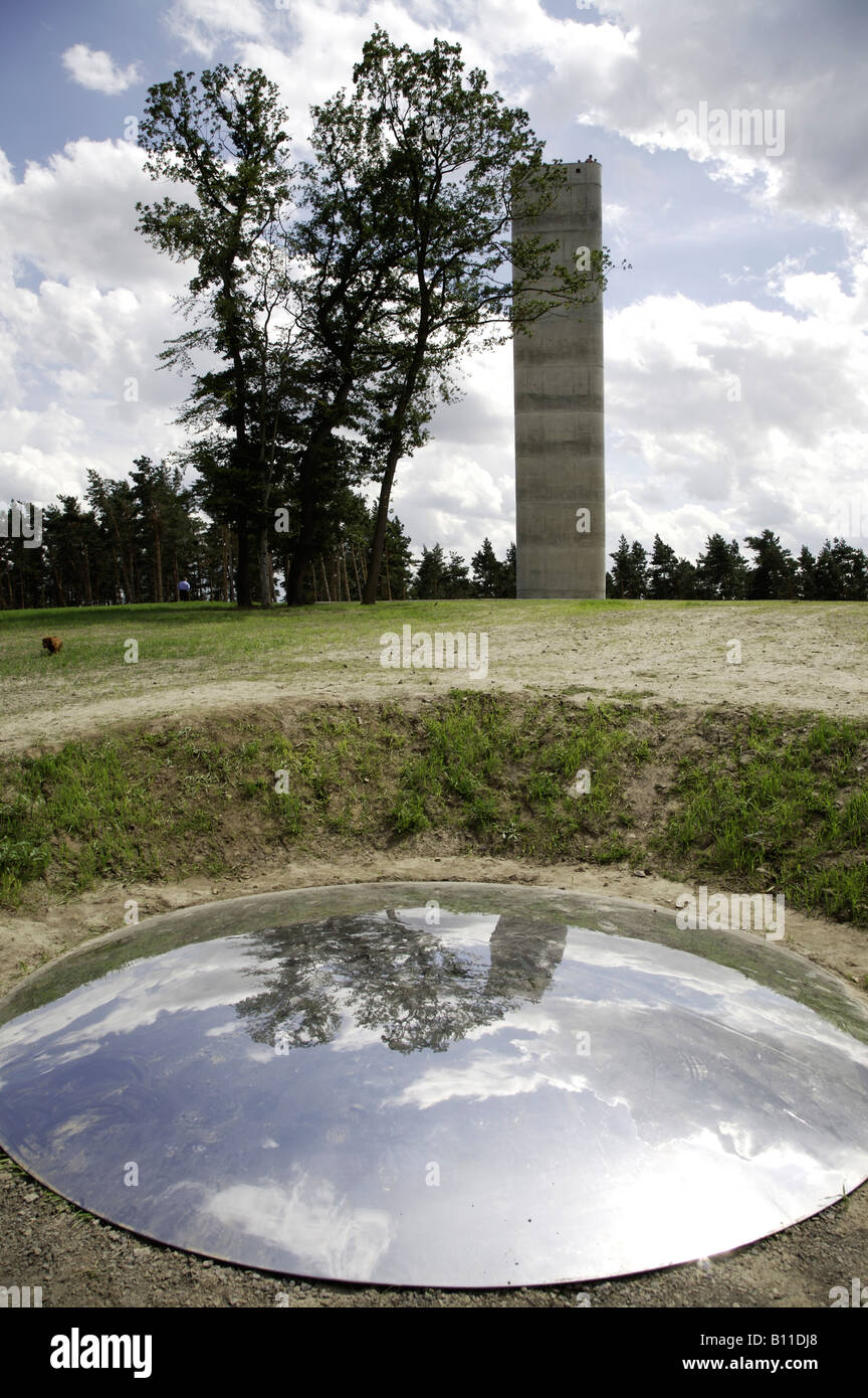 Nebra, Besucherzentrum "Arche Nebra", "Turm und Fundort der ...