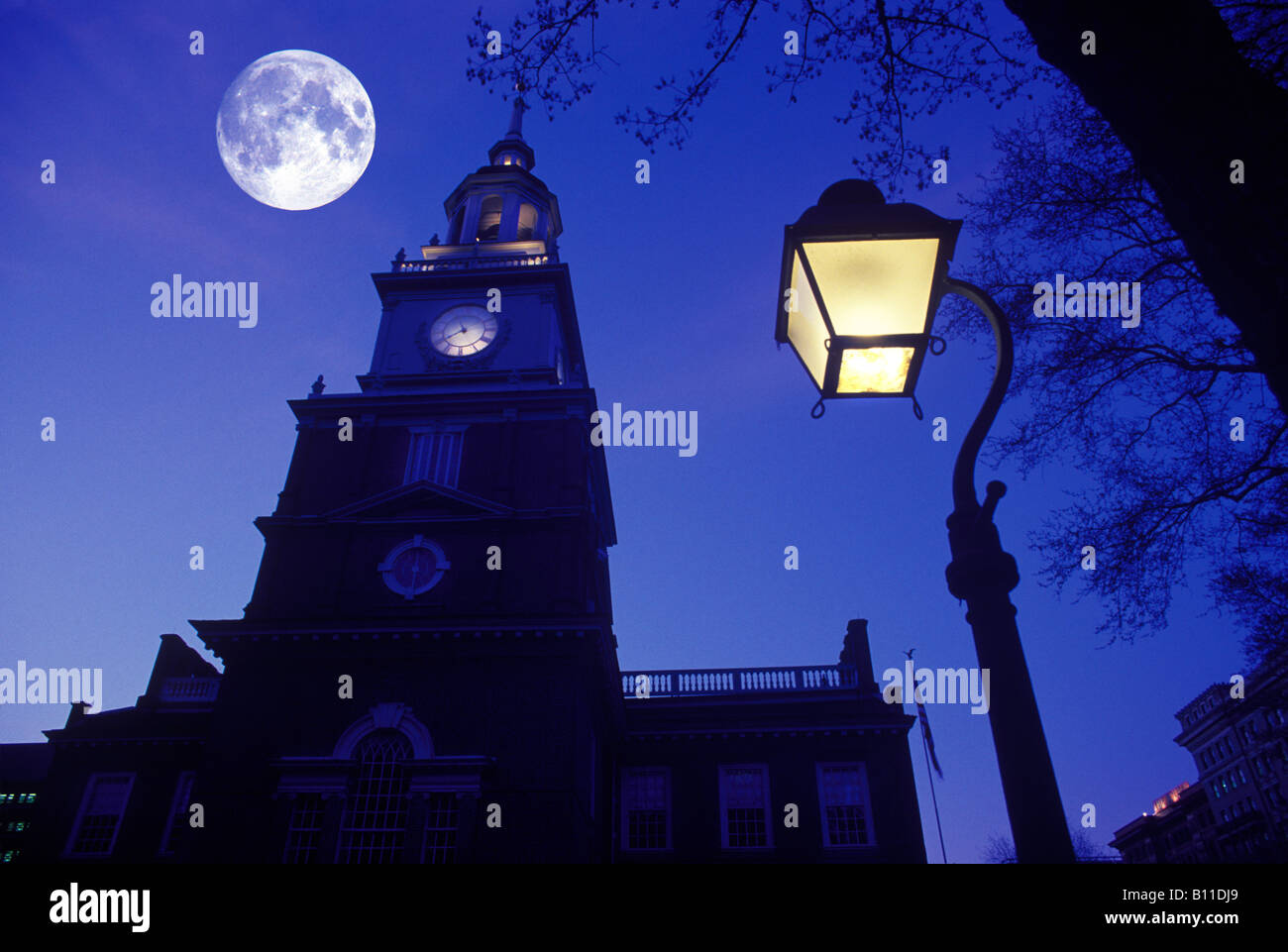 Philadelphia city hall clock tower hi-res stock photography and images ...