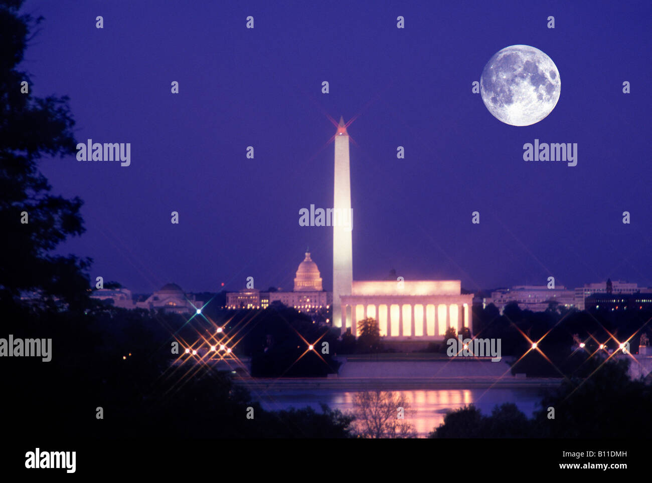 MONUMENTS UNITED STATES CAPITOL BUILDING SKYLINE WASHINGTON DC USA ...