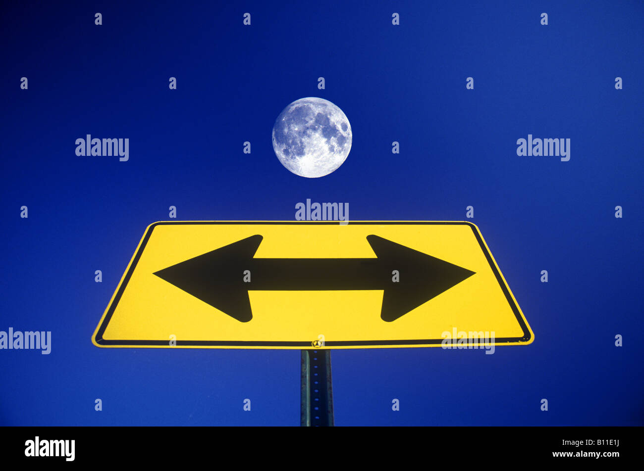 ROAD T JUNCTION DIRECTION LEFT OR RIGHT ONLY SINGLE ARROW YELLOW ...