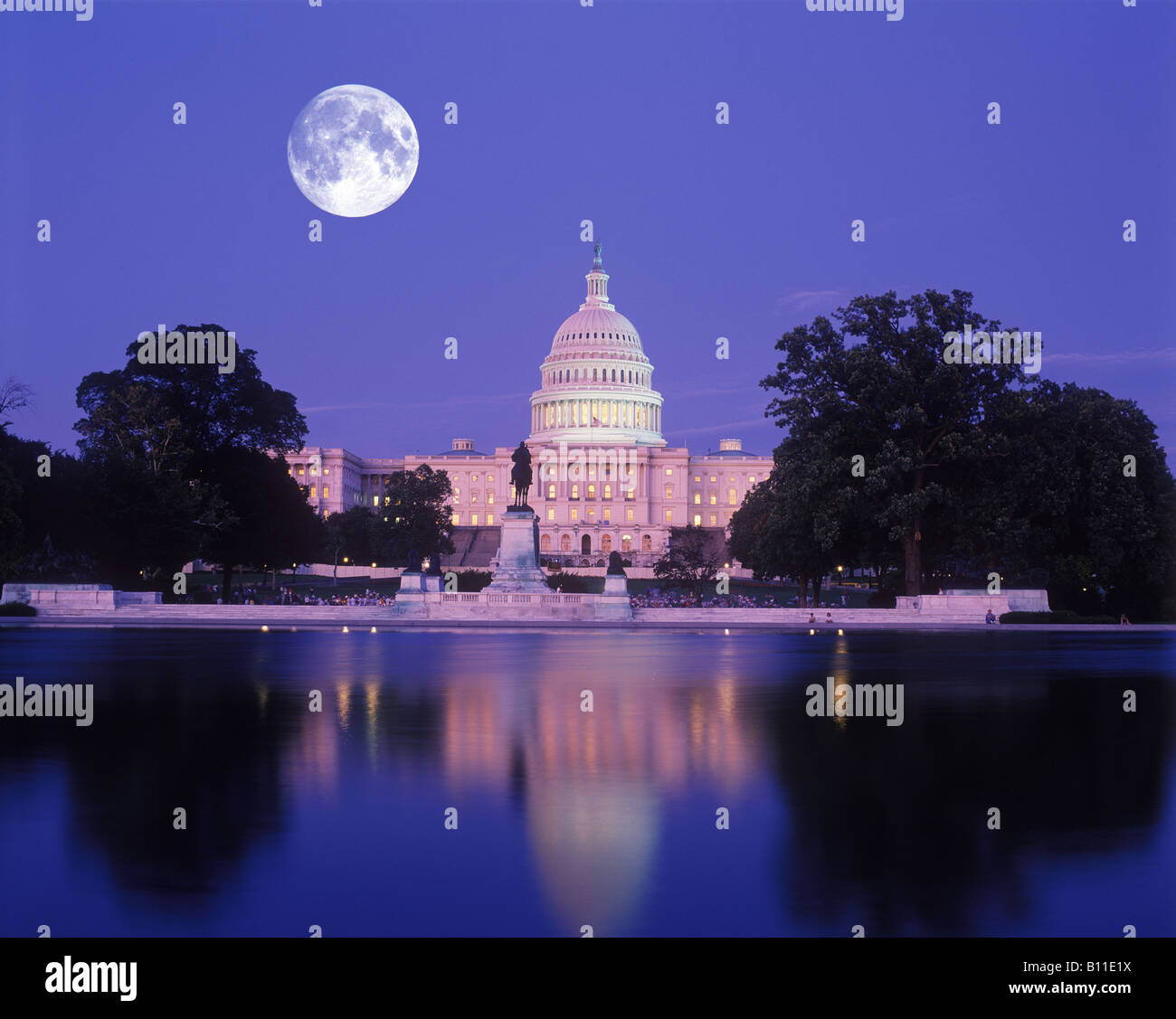 UNITED STATES CAPITOL BUILDING REFLECTING POOL WASHINGTON DC USA Stock ...