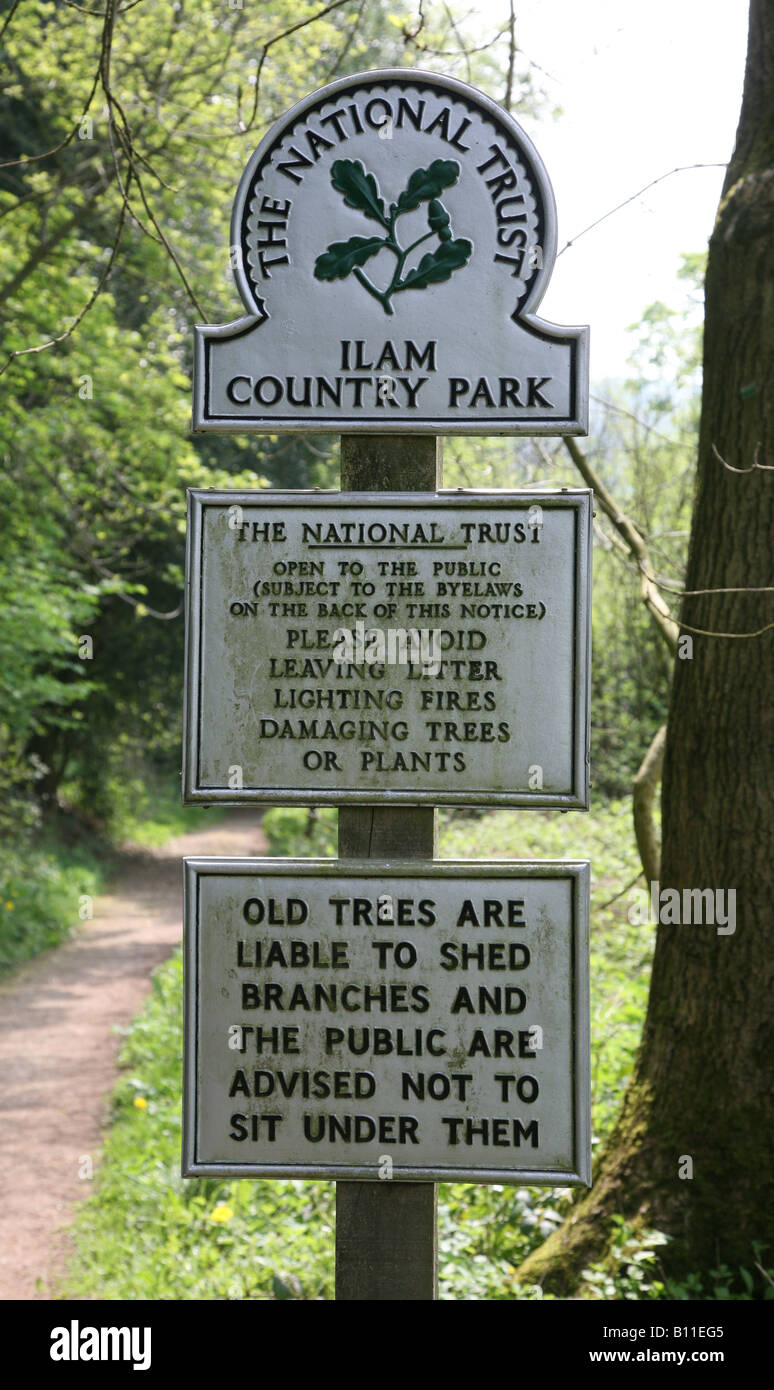 National Trust sign at Ilam Country Park Staffordshire Stock Photo - Alamy