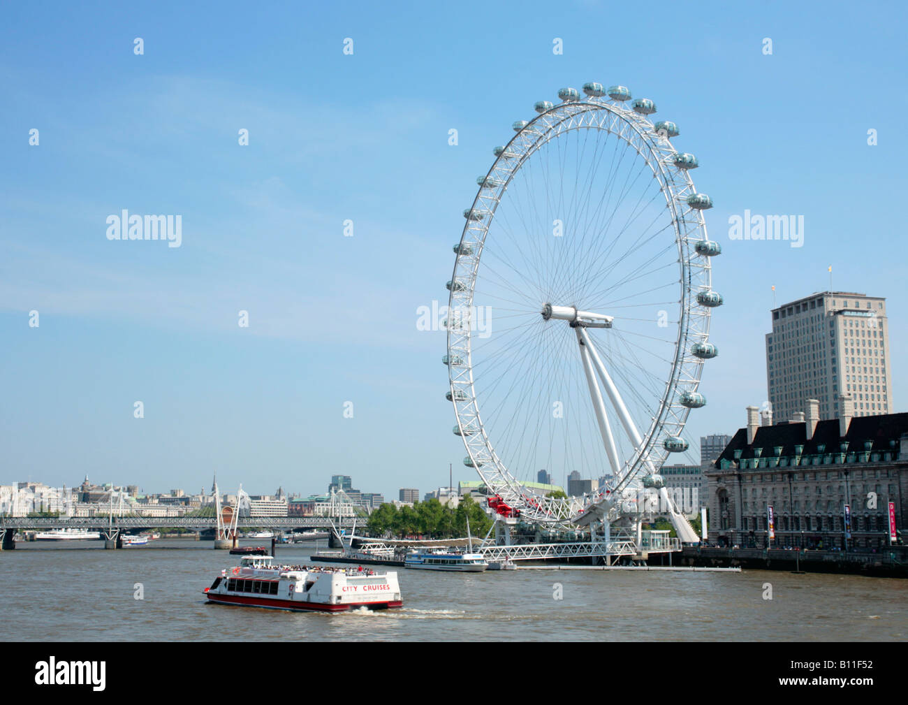 London excursion hi-res stock photography and images - Alamy