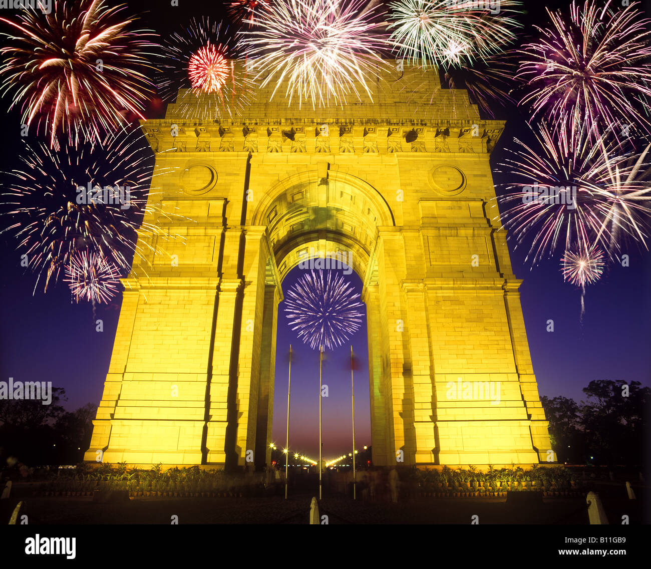India gate lights night new hi-res stock photography and images - Alamy