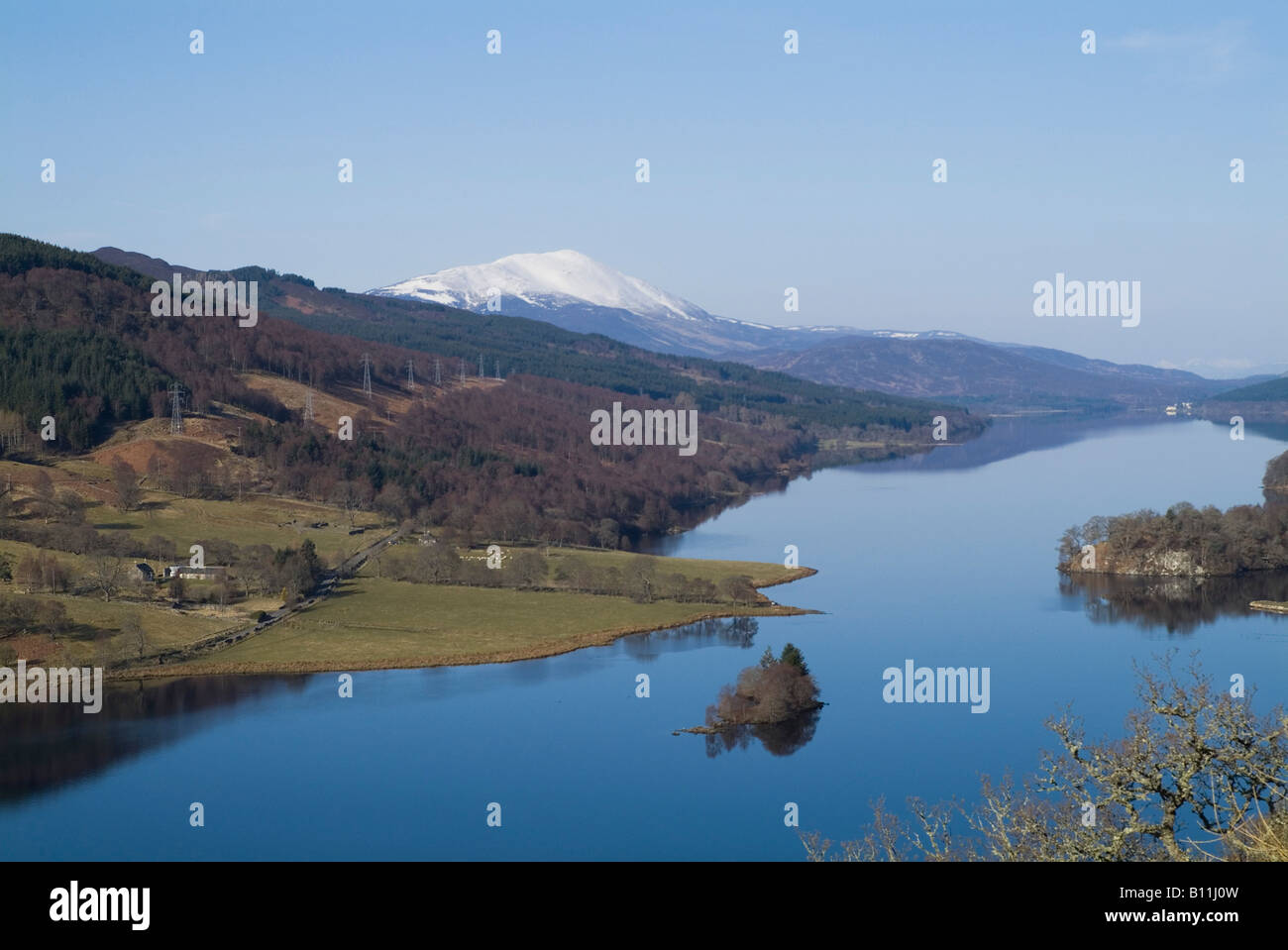 Scottish lochs and mountains hi-res stock photography and images - Alamy