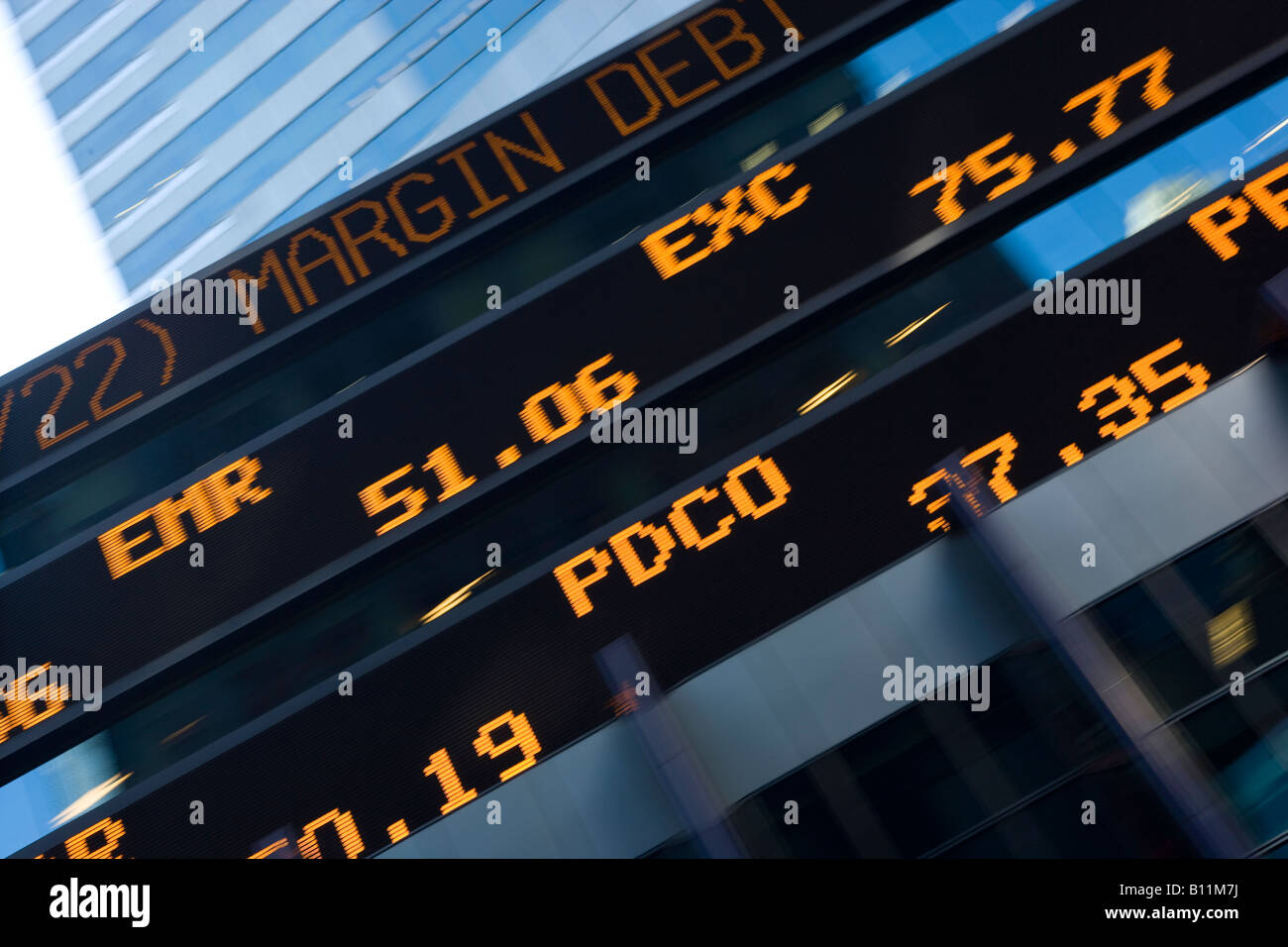 Stock market numbers street hi-res stock photography and images - Alamy