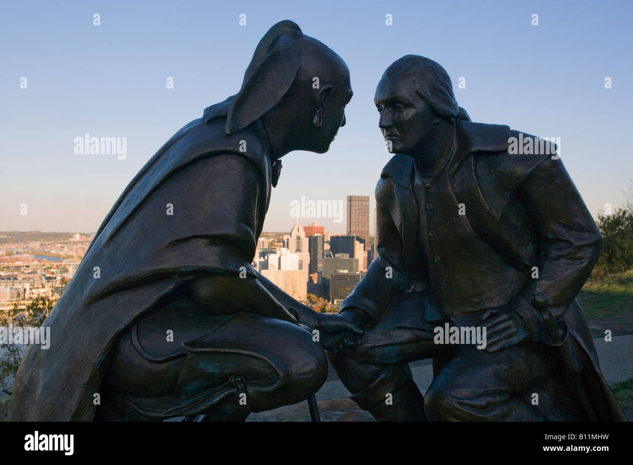 GEORGE WASHINGTON AND CHIEF GUYASUTA STATUES PITTSBURGH PENNSYLVANIA ...