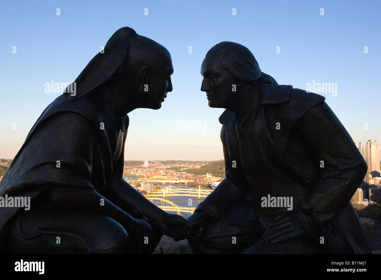 GEORGE WASHINGTON AND CHIEF GUYASUTA STATUES PITTSBURGH PENNSYLVANIA ...