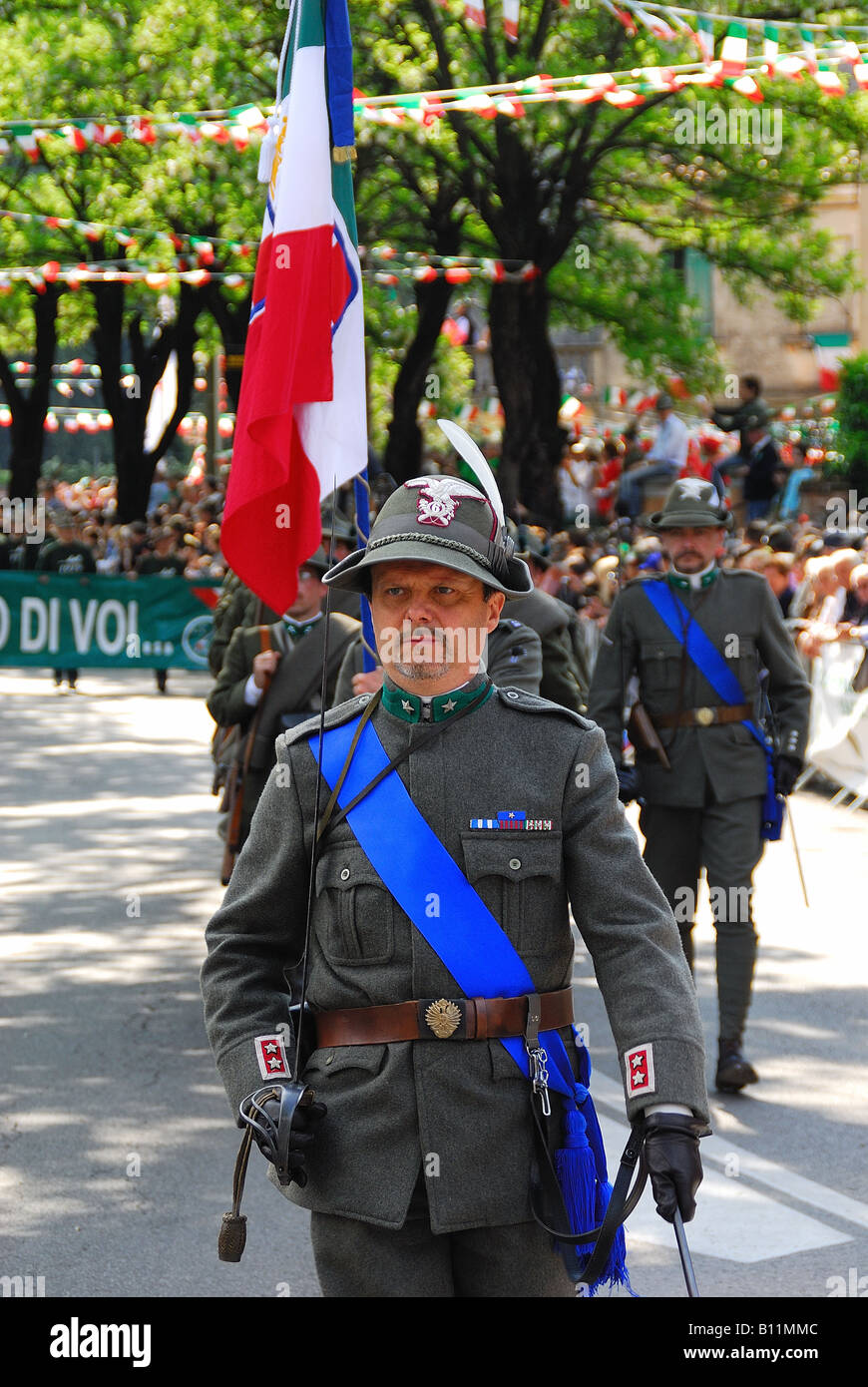 May 1915 italy hi-res stock photography and images - Alamy