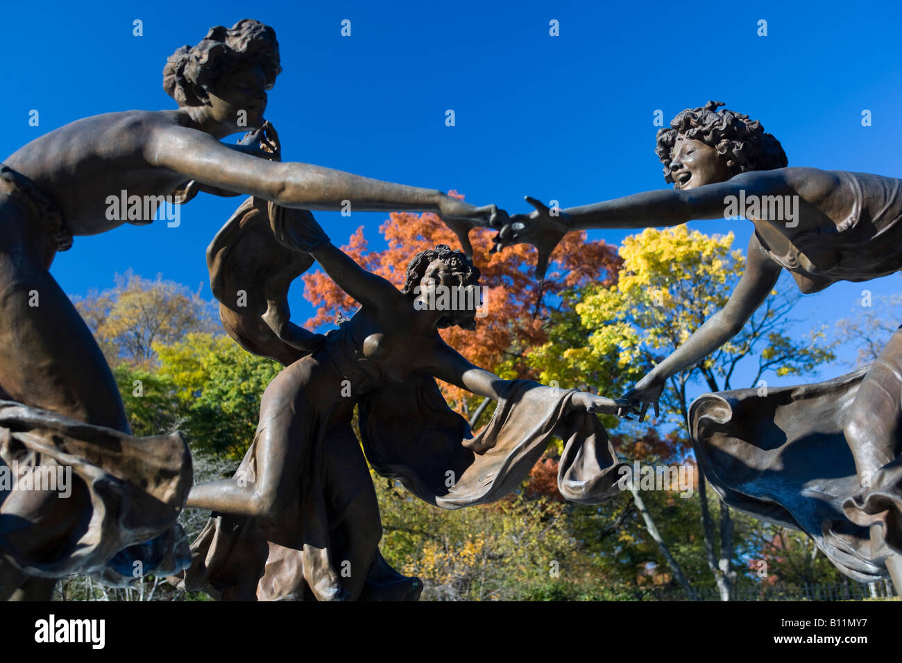 THREE DANCING MAIDENS (©WALTER SCHOTT 1947) UNTERMYER FOUNTAIN ...