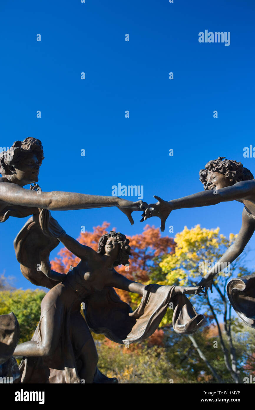 THREE DANCING MAIDENS (©WALTER SCHOTT 1947) UNTERMYER FOUNTAIN ...