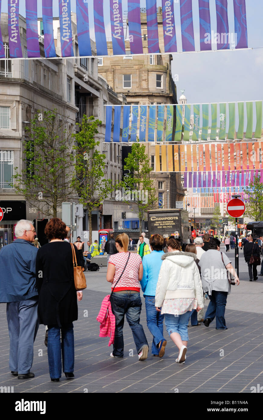 Shoppers in Church Street Liverpool city centre Stock Photo - Alamy