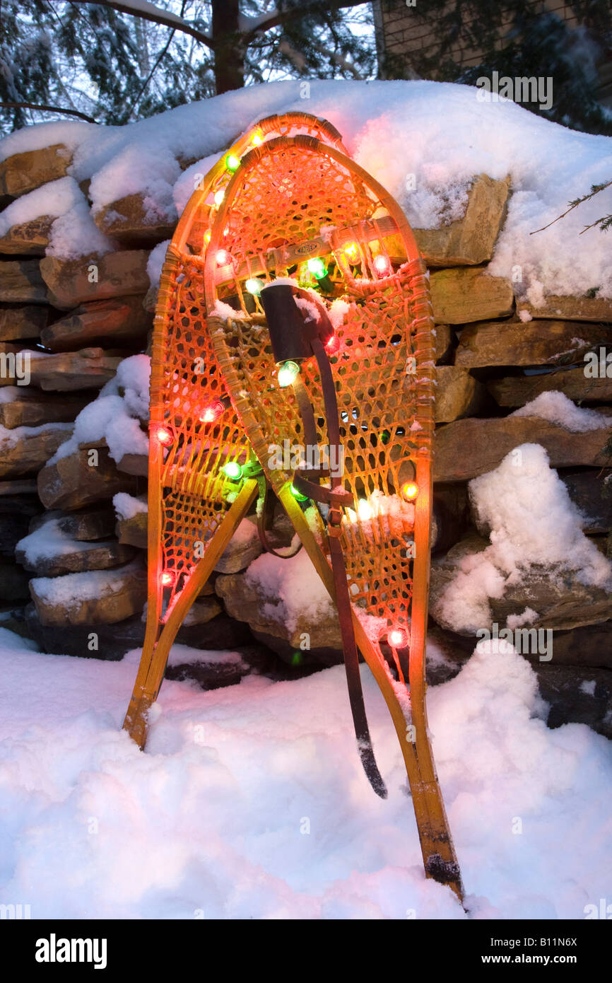 Snowshoes on wall hi-res stock photography and images - Alamy