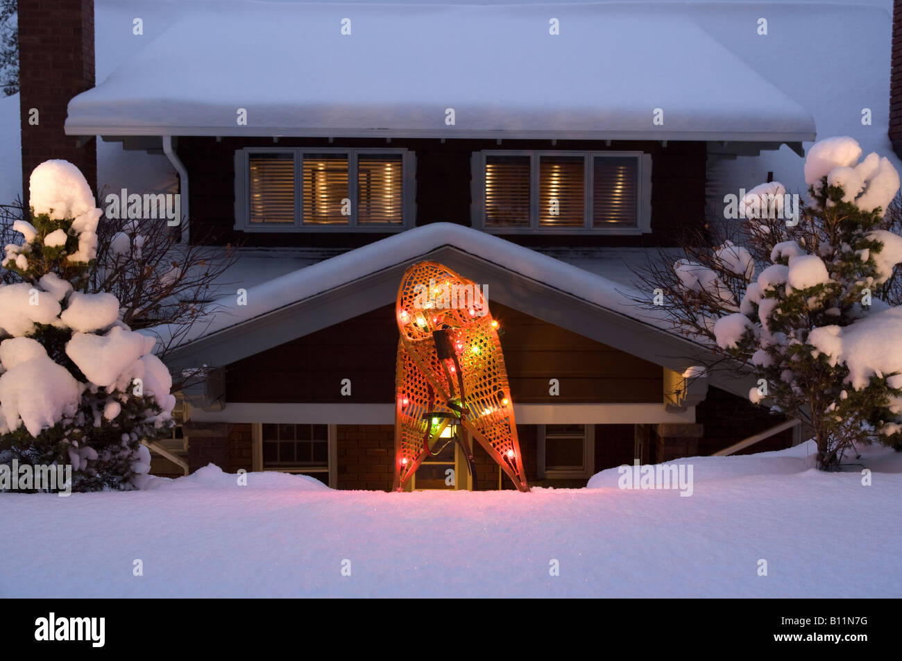 Snowshoes on wall hi-res stock photography and images - Alamy