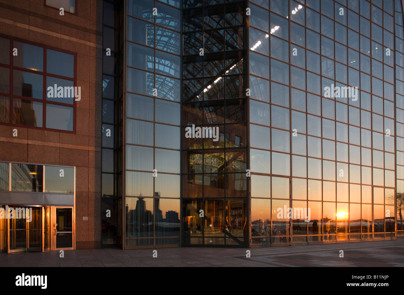 GLASS WINDOWS WINTER GARDEN ATRIUM PAVILION WORLD FINANCIAL CENTER ...