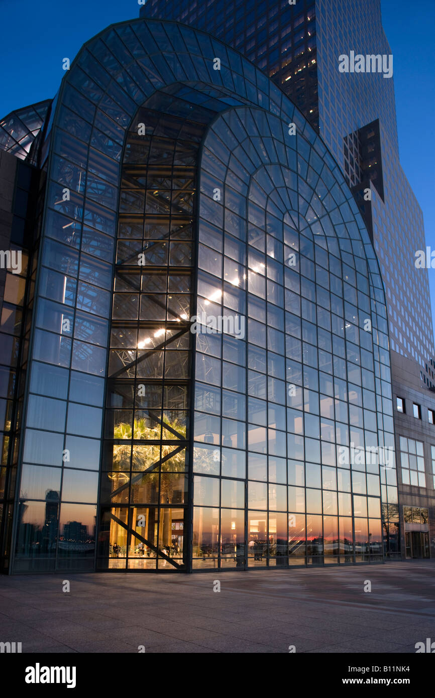 WINTER GARDEN ATRIUM PAVILION WORLD FINANCIAL CENTER MANHATTAN NEW YORK ...