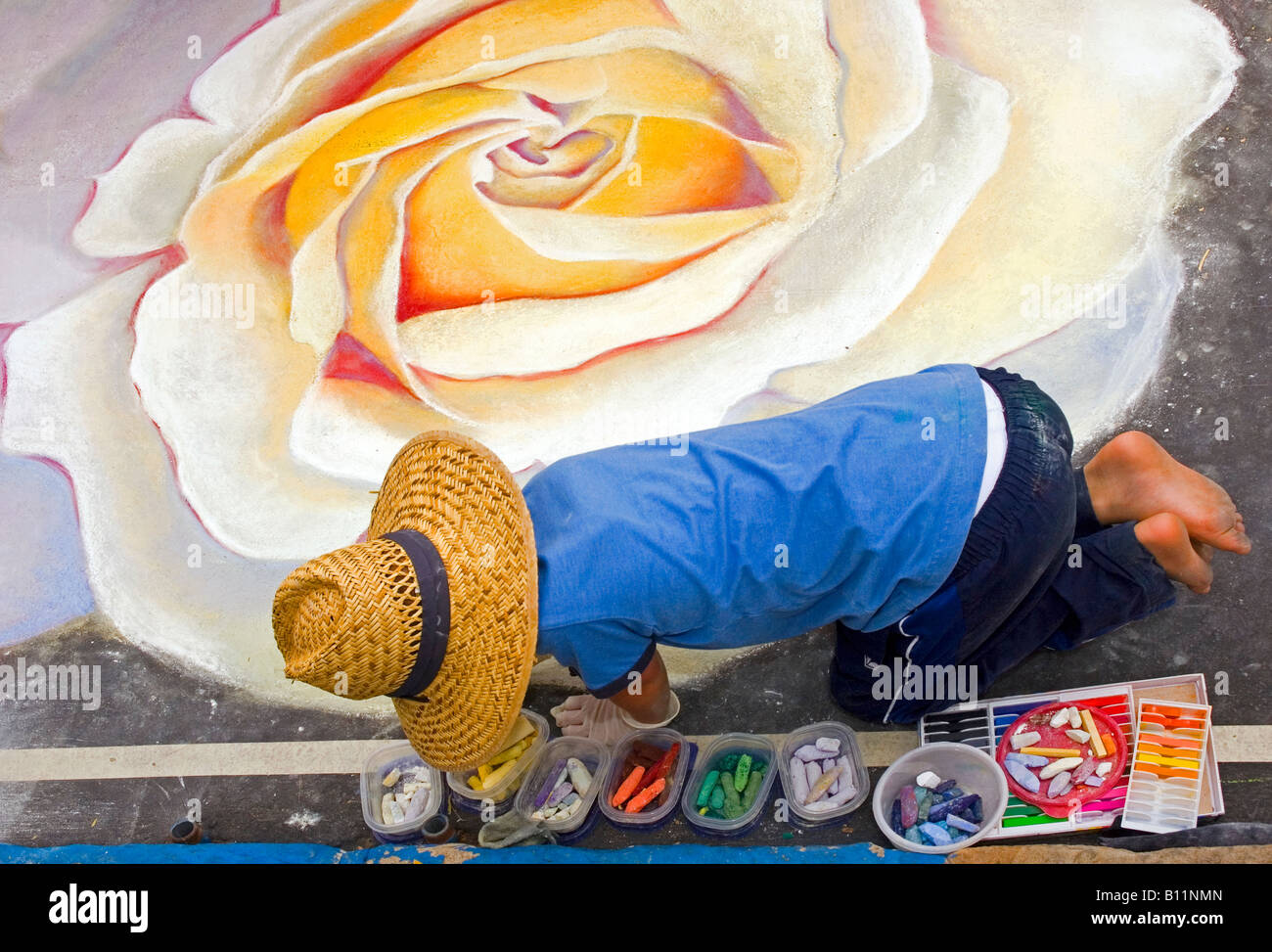 Red rose street festival hi-res stock photography and images - Alamy