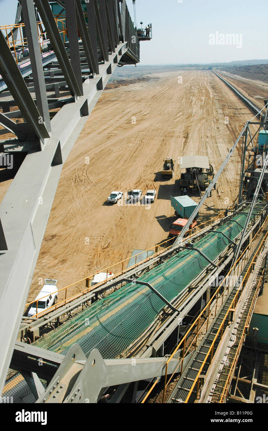 Dragline and coal mine hi-res stock photography and images - Alamy