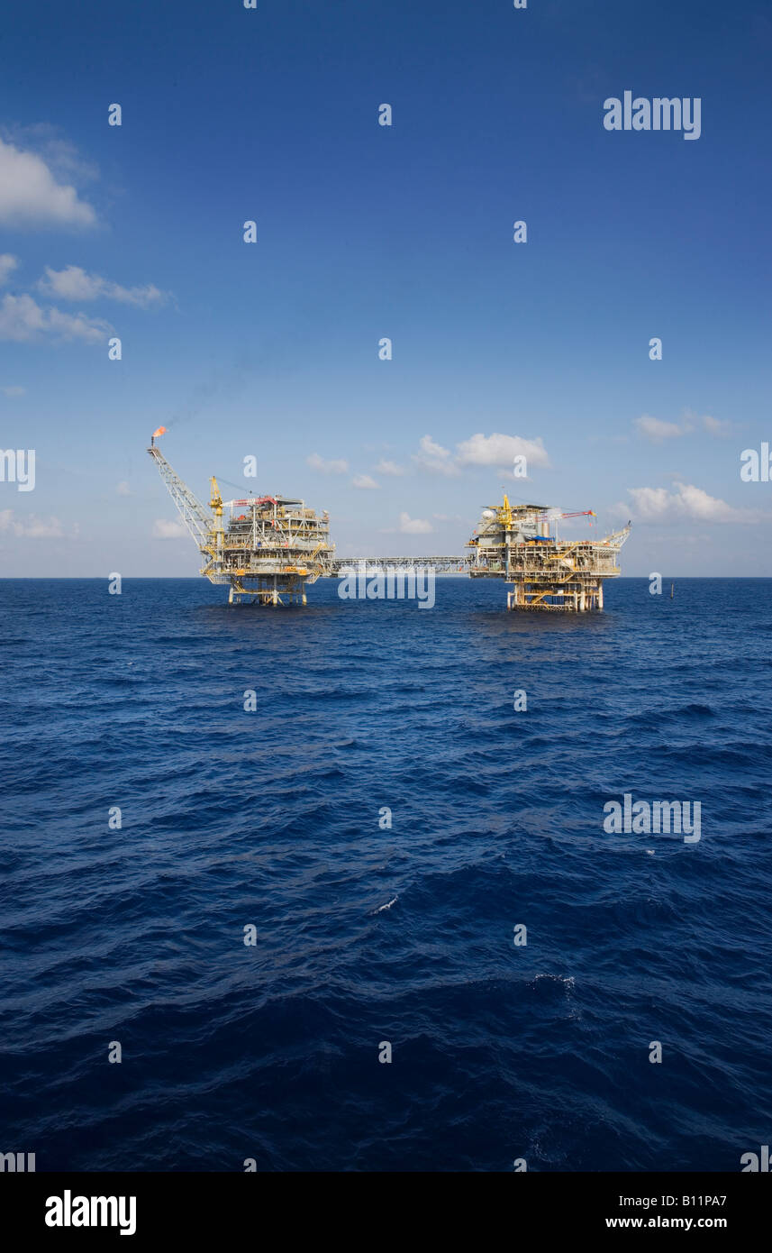 Oil production and exploration rigs in the South China Seas Natuna Anoa ...