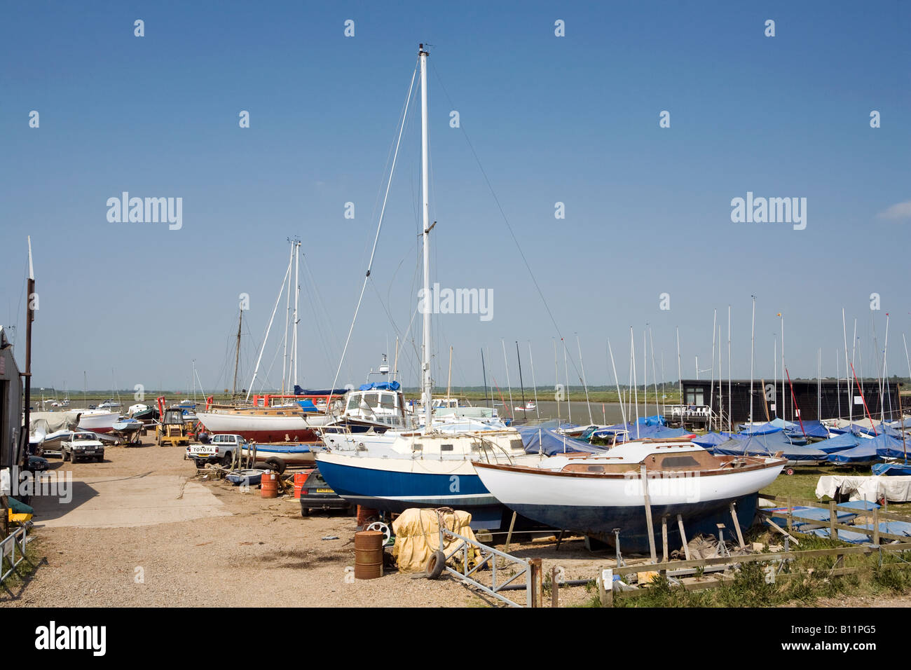 Coastal boatyard hi-res stock photography and images - Alamy