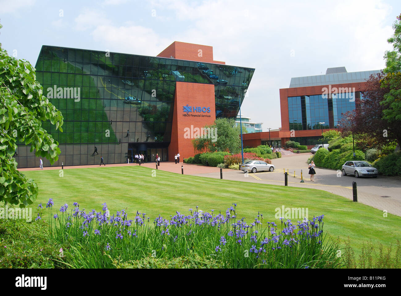 Office buildings aylesbury uk hi-res stock photography and images - Alamy
