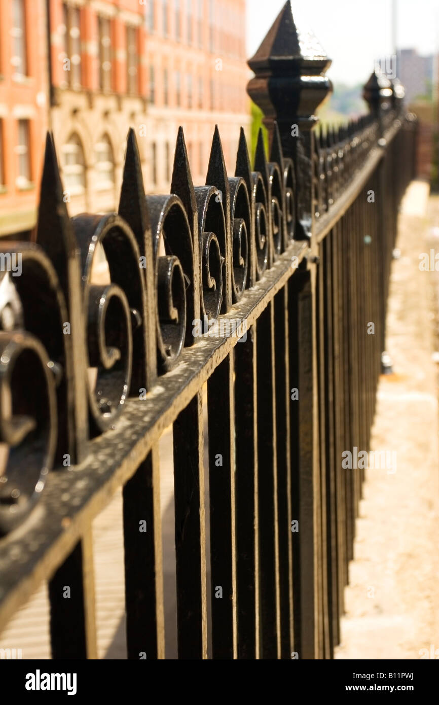 Black metal railings hi-res stock photography and images - Alamy
