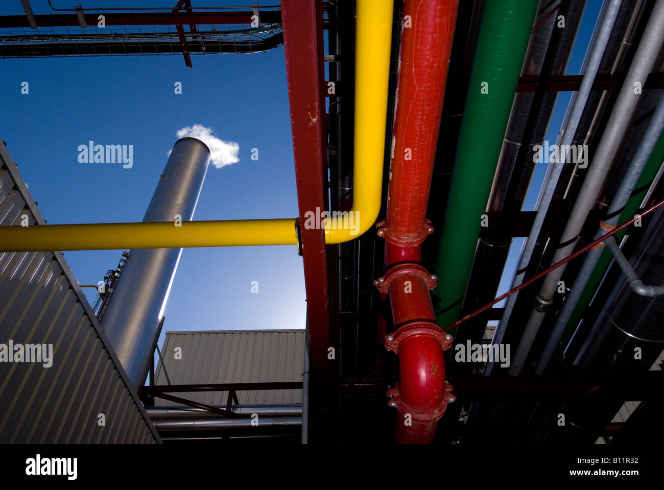 The PS10 is the world's first commercial solar tower power plant Stock ...