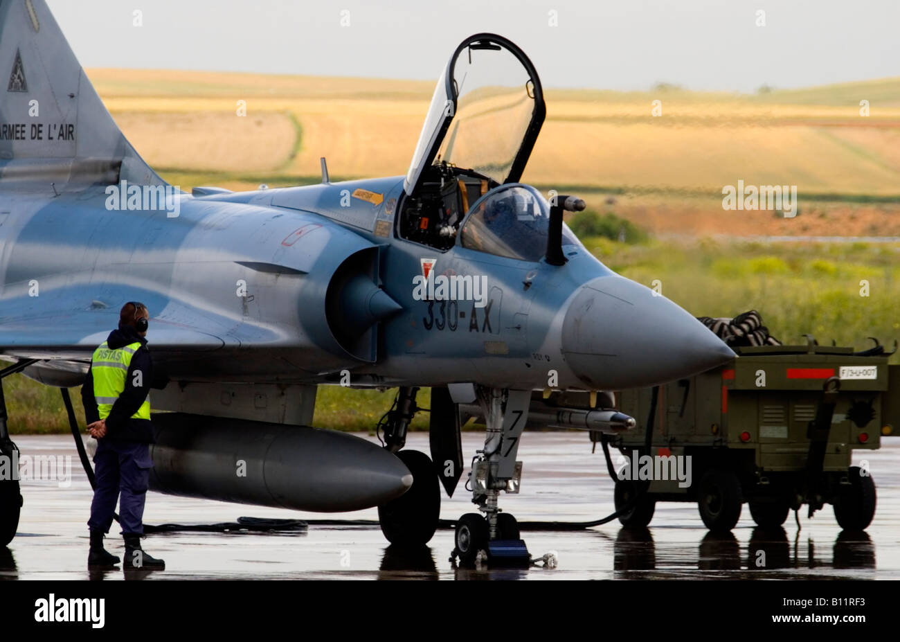 Mirage 2000 cockpit hi-res stock photography and images - Alamy