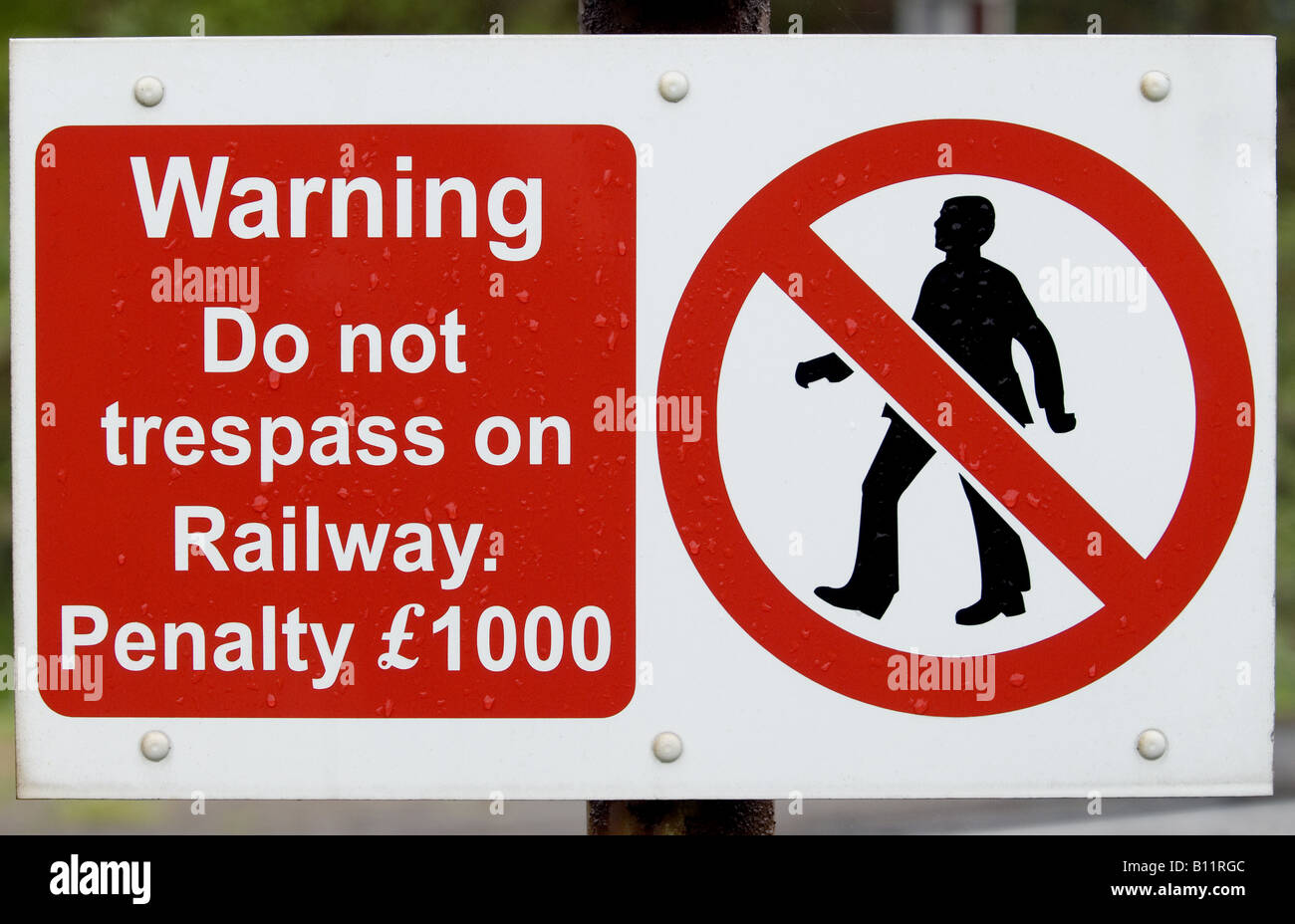 Warning sign on the Ipswich to Felixstowe railway line at Trimley ...