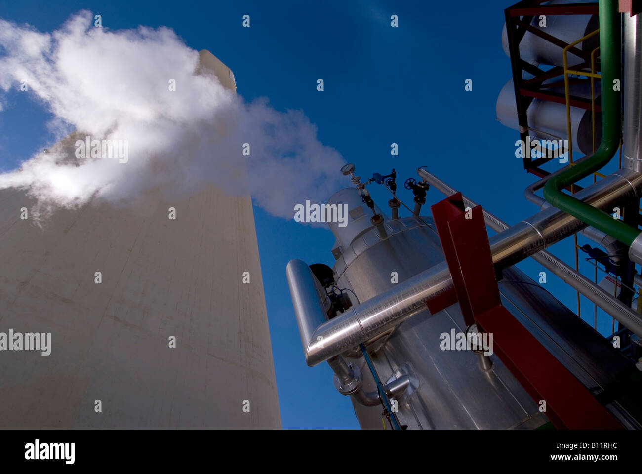 The PS10 is the world's first commercial solar tower power plant Stock ...