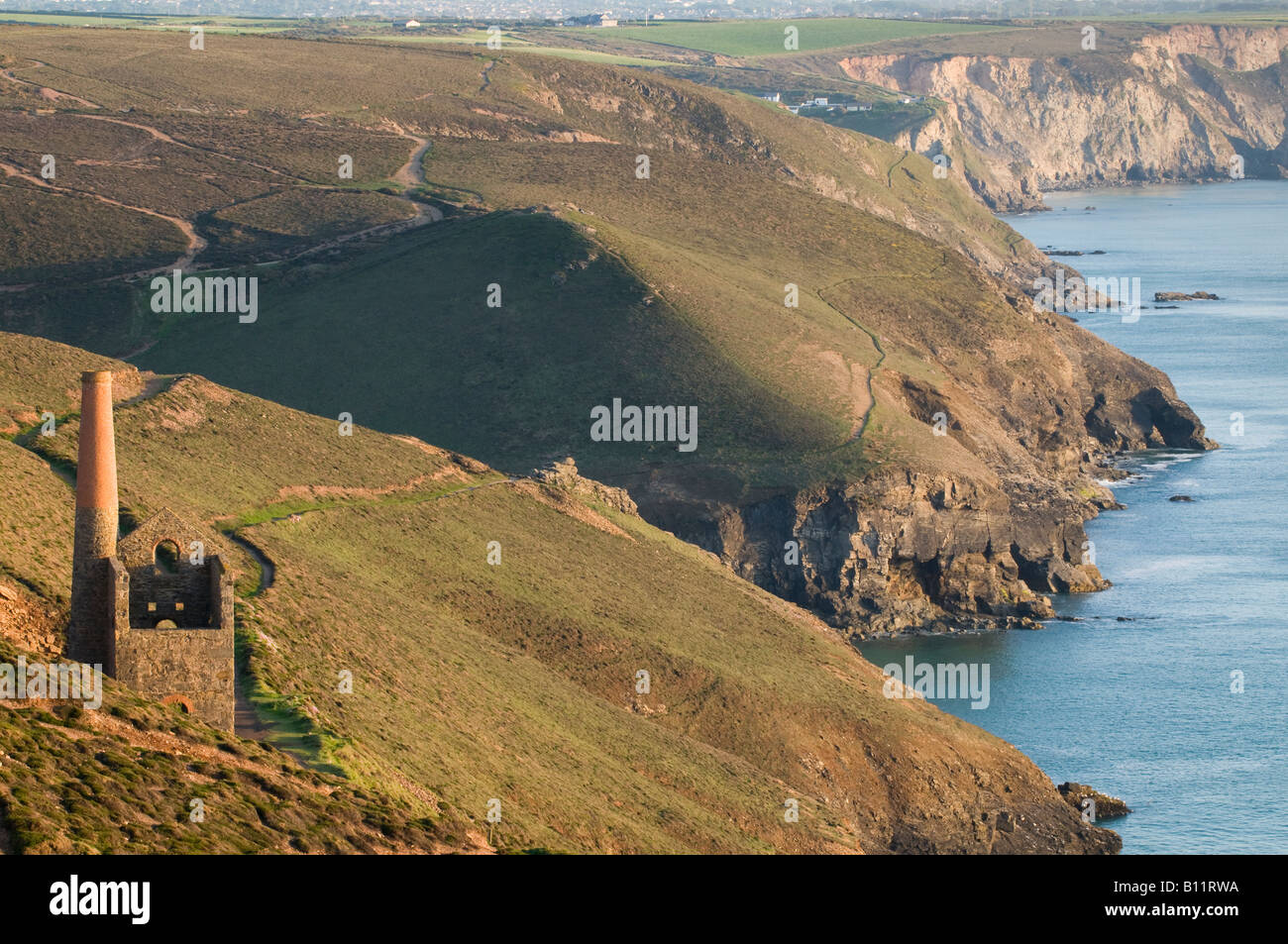 Cornwall landscape hi-res stock photography and images - Alamy