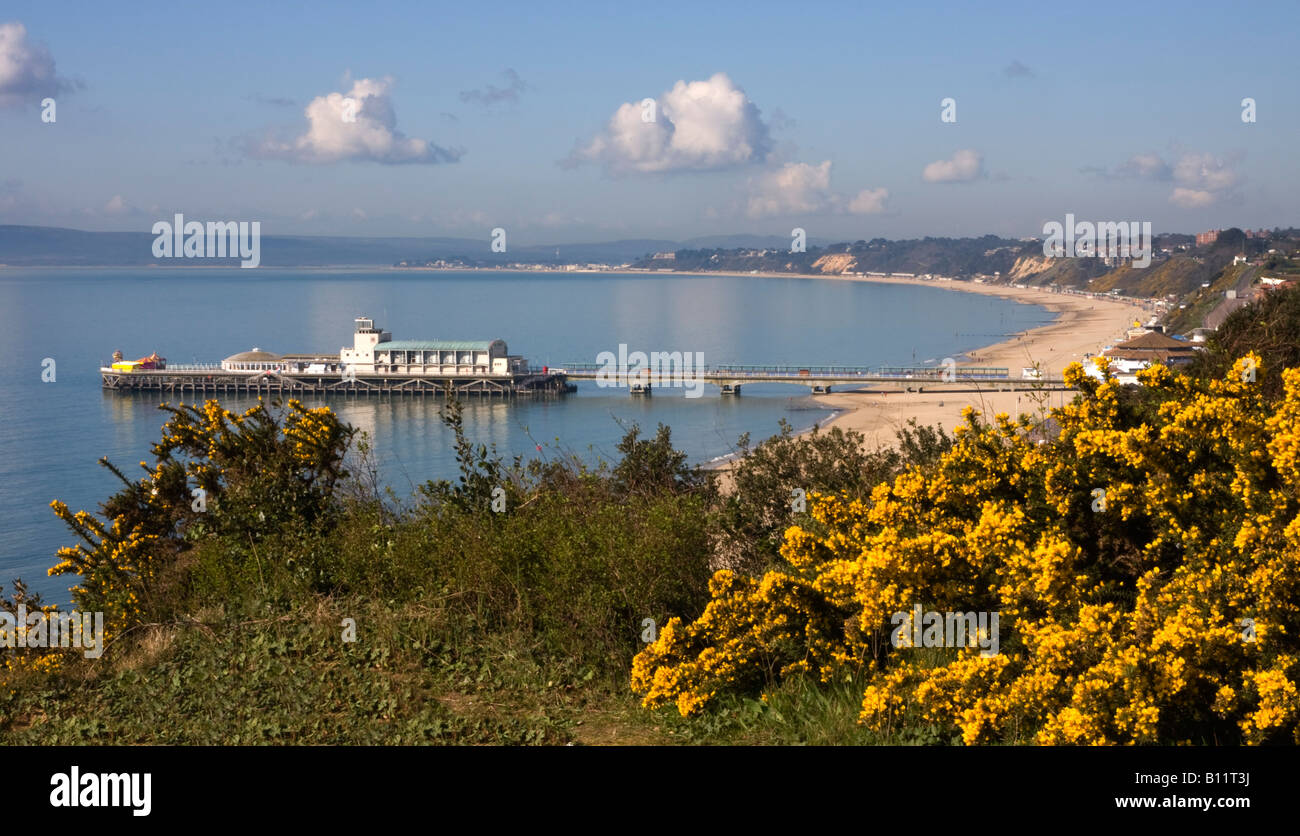 Beaches prom bay promenade overview travel dorset hi-res stock ...
