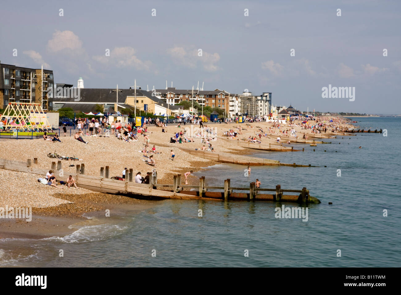 Bognor regis beach hi-res stock photography and images - Alamy