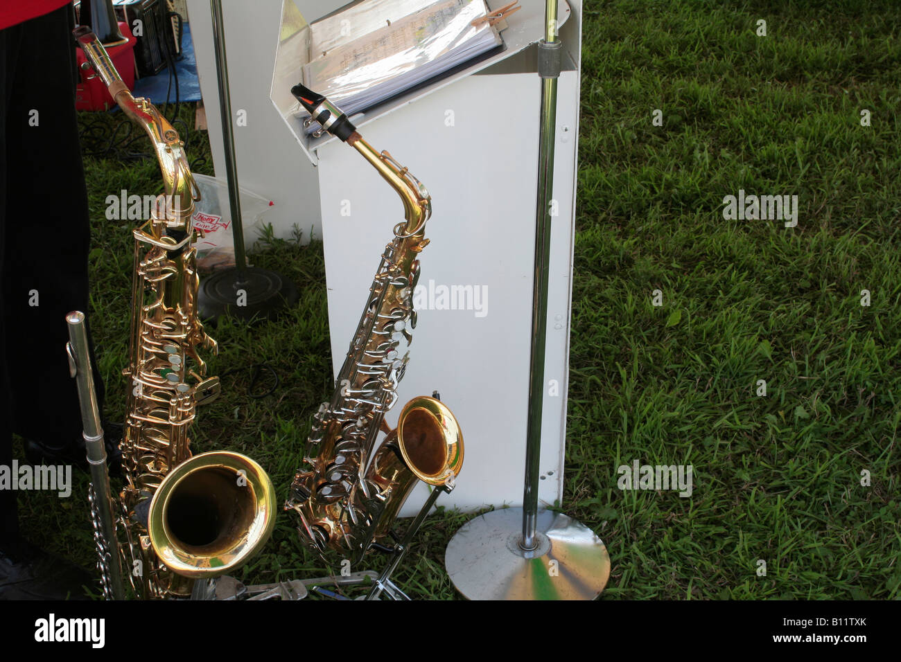 Band instruments hi-res stock photography and images - Alamy