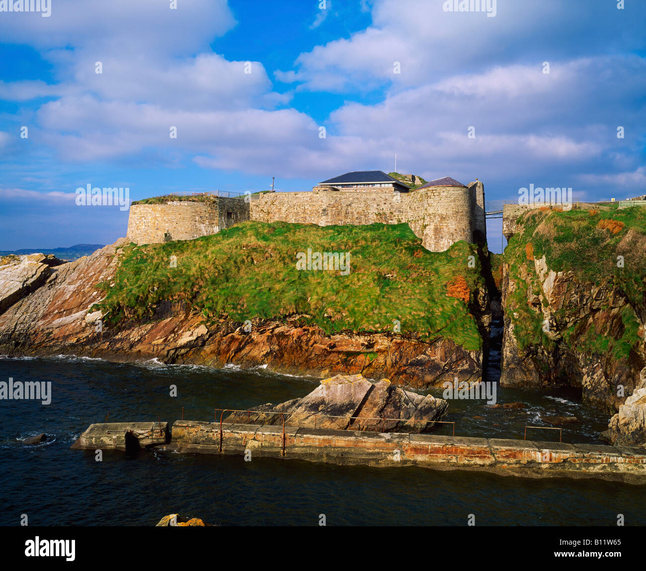 Fort dunree military museum hi-res stock photography and images - Alamy