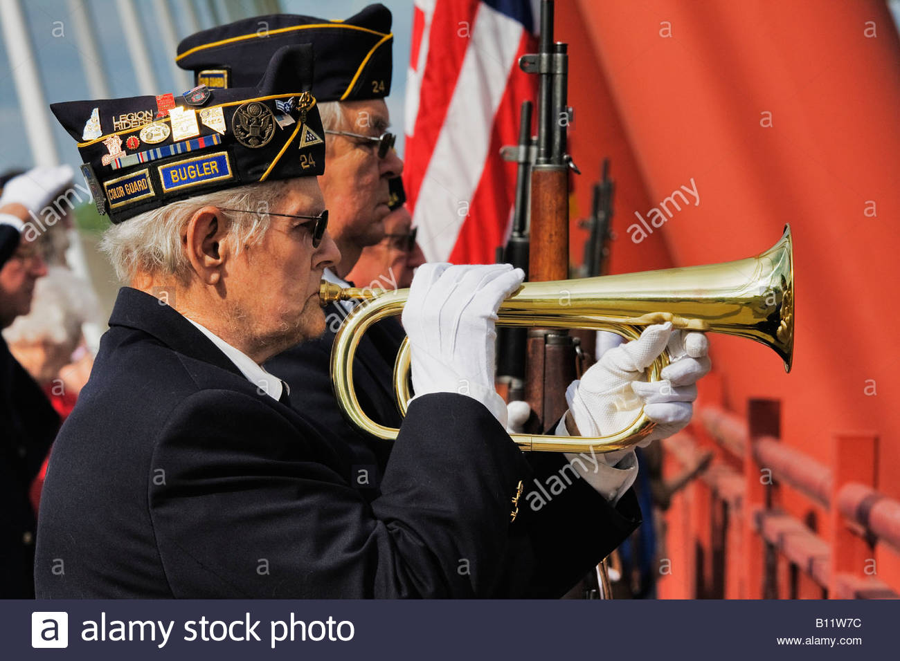 Taps Bugler Stock Photos & Taps Bugler Stock Images - Alamy