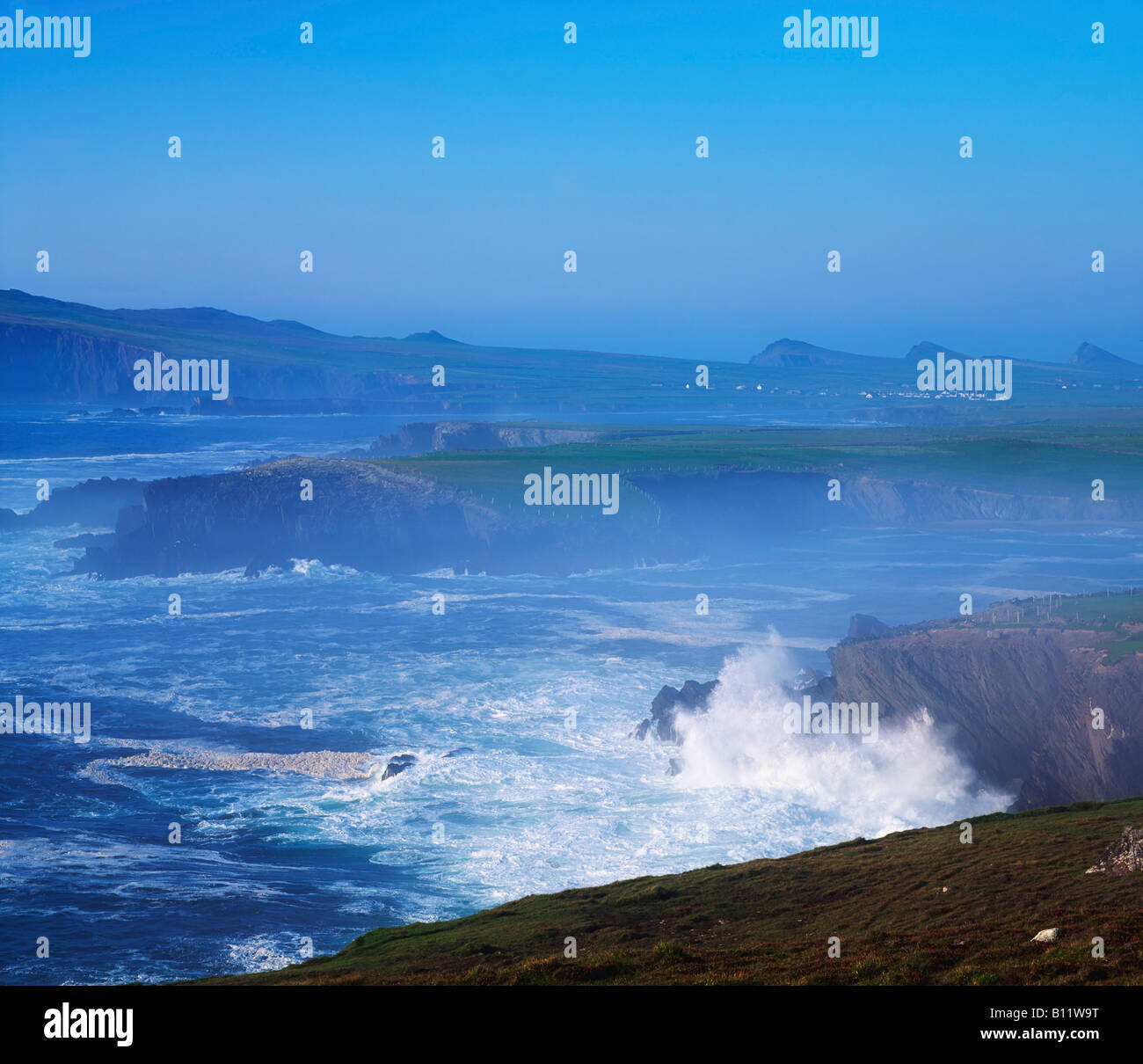 Ballyferriter, Clogher Strand, County Kerry, Ireland Stock Photo - Alamy